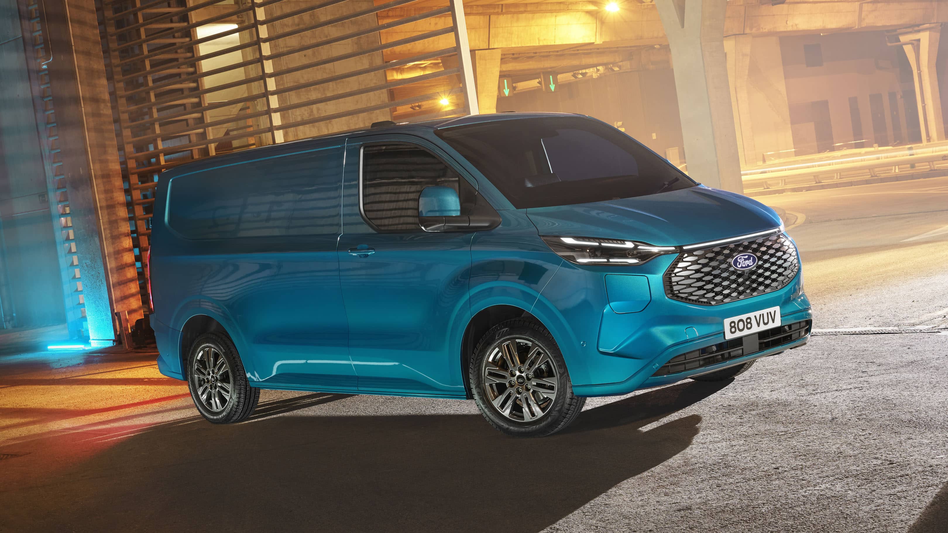 Ford Transit Custom Electric - Quadrant Vehicles | Van Sales UK